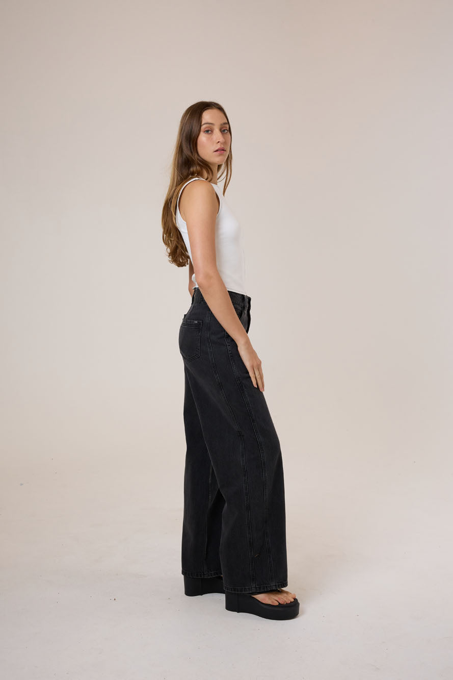 Ashton Jean - Ash Black – Crystal Cylinder